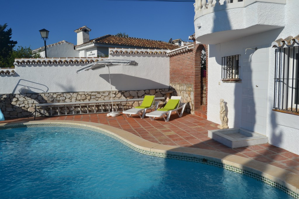 Poolen. Poolen renses 2 gange om ugen af vores poolmand. - Feriebolig i ...